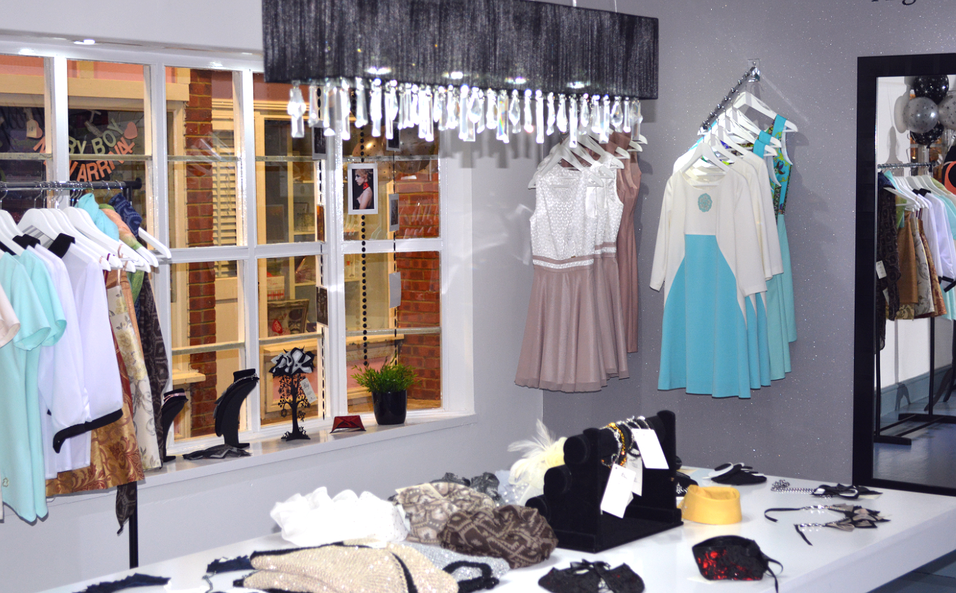 Pretty Pretty Store - Puppet London || Opening Night | Miss Sunshine ...