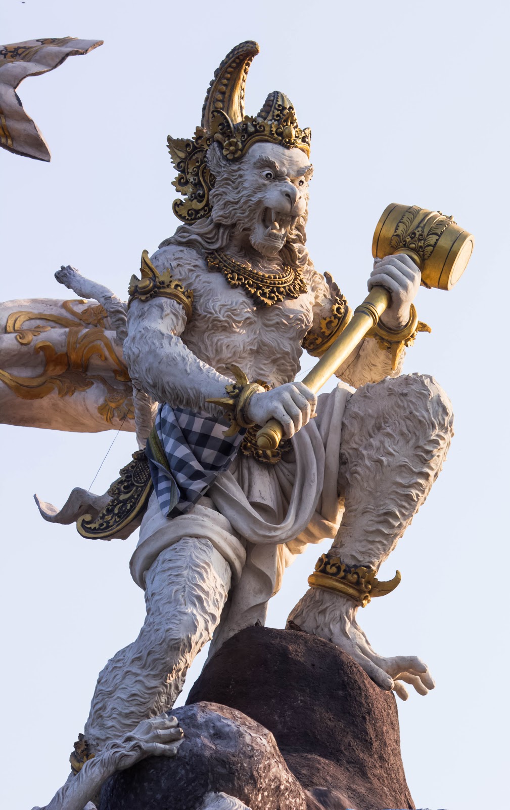 Indonesia As I "See": Patung Titi Banda - Wayang Epic Ramayana ...