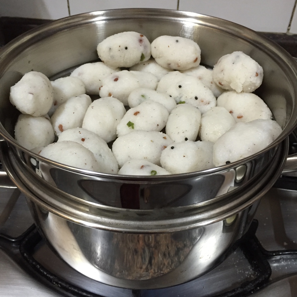 MASTERCHEFMOM: Upma Kozhukattai | Kara Pidi Kozhukattai | How to make ...