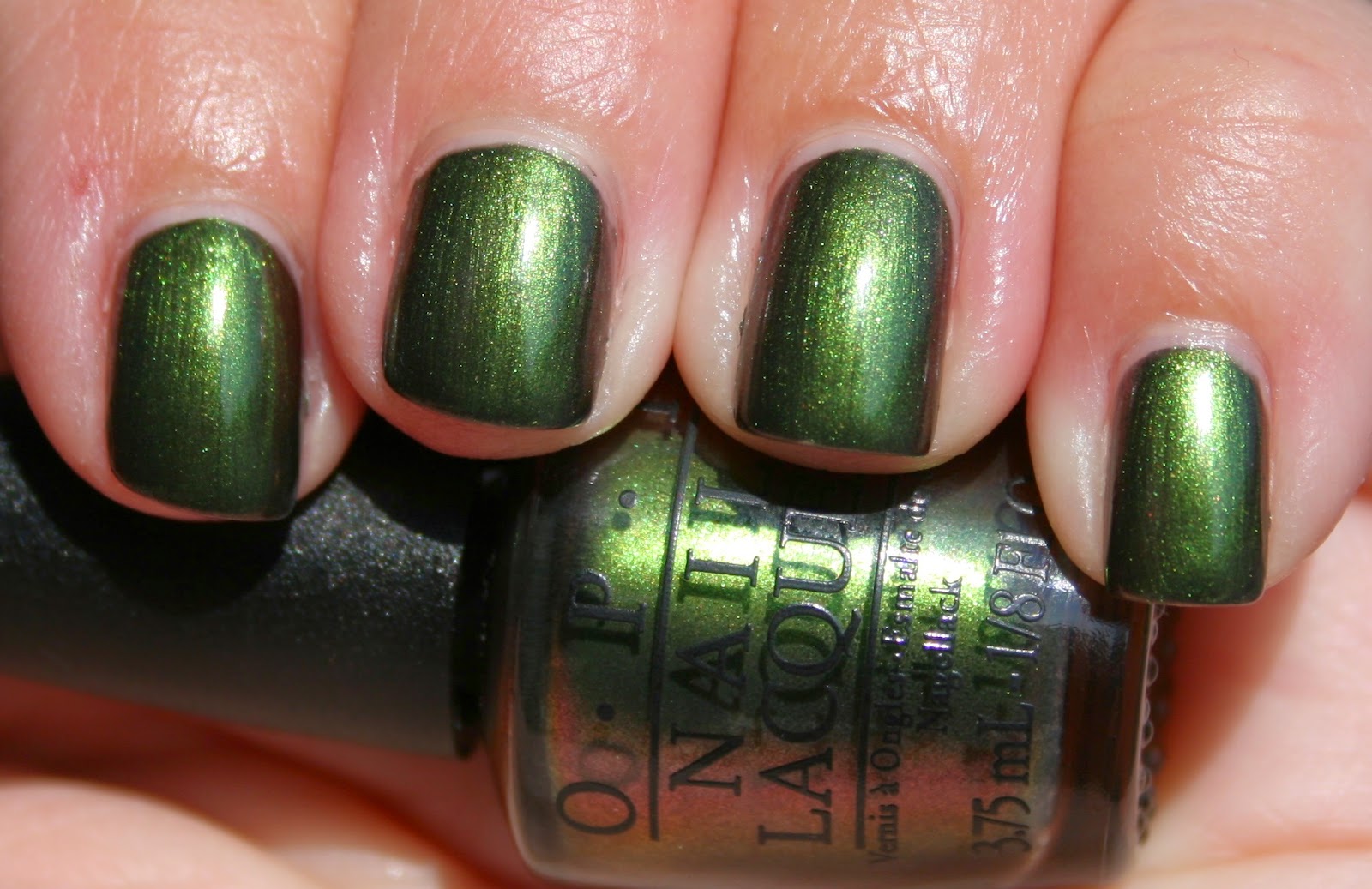 Sasha Says Nails... I'm a Manicure Momma: OPI Green On The Runway