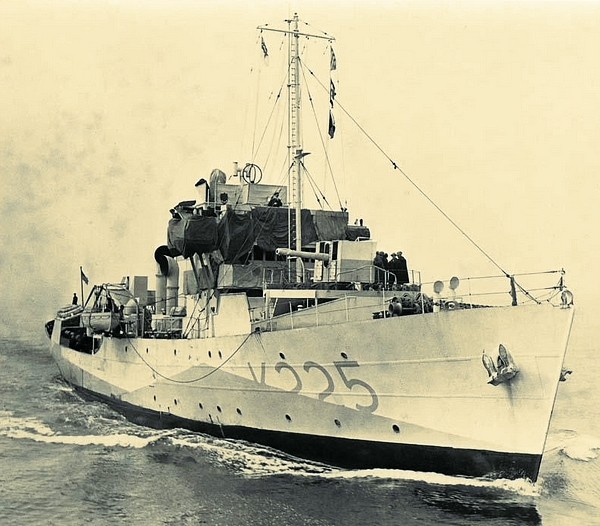 Phyllis Loves Classic Movies: Corvette K-225 (1943)