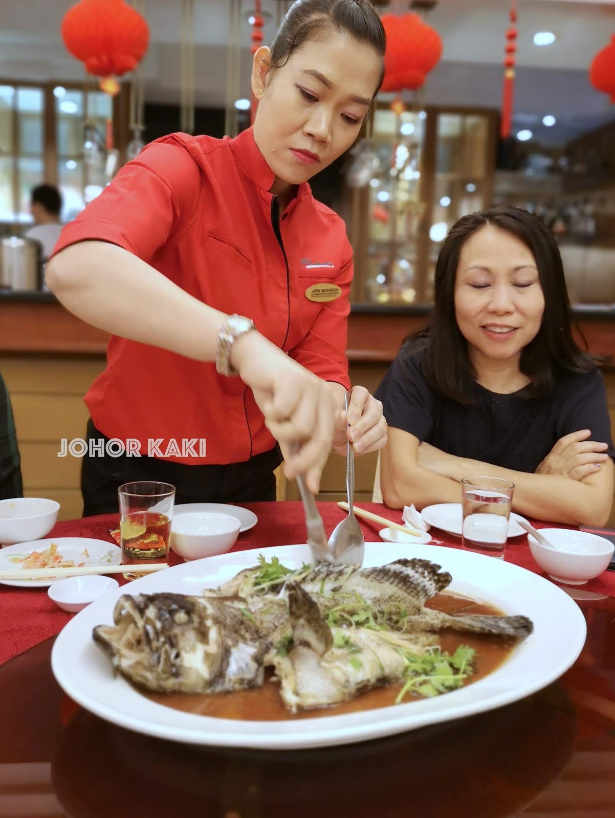 Hop Sing Restaurant of Ponderosa Golf & Country Club in Johor Bahru 金閣樓 ...