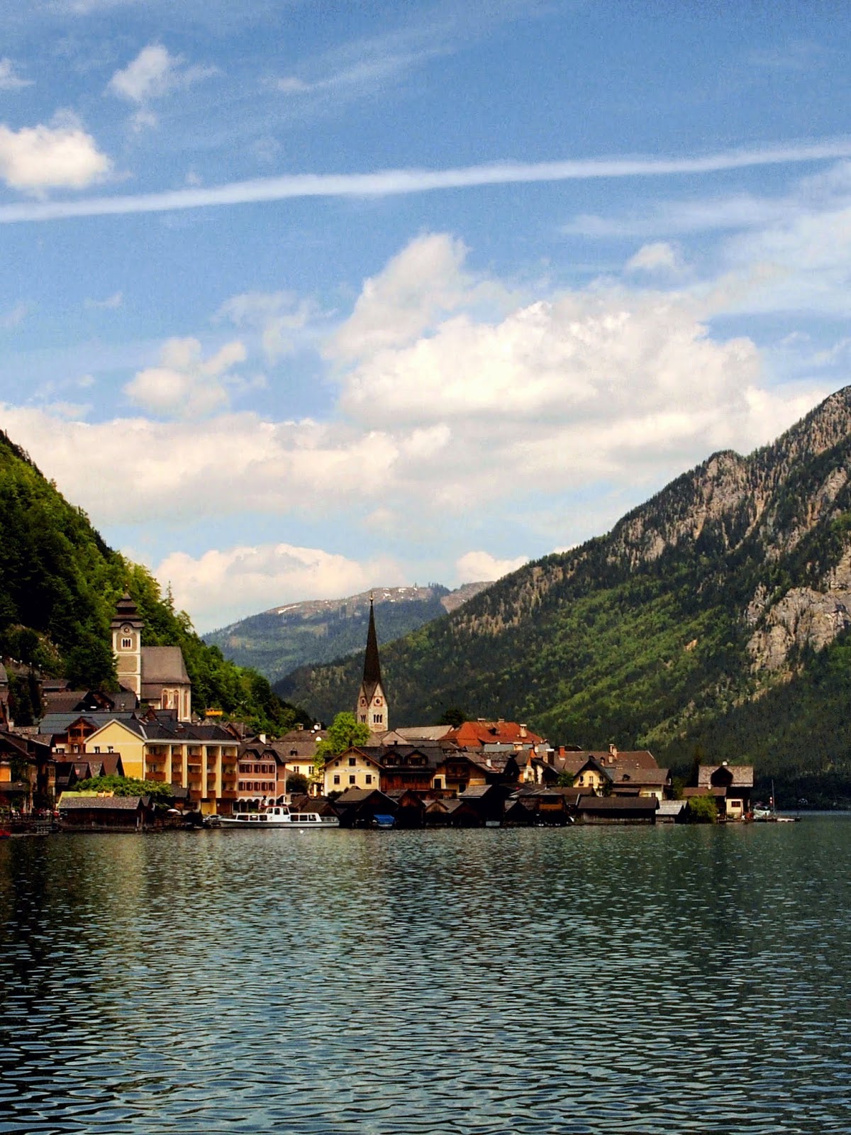 Hughes Hub: Heaven on Earth - Travelling to Hallstatt, Austria