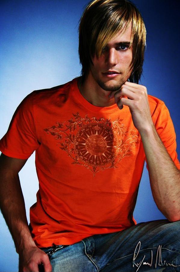 L'Homme du Jour: ALEX LAGO