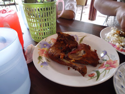 ...kita makan, makan, makan dan makan lagi!!: Makanan autentik di ...