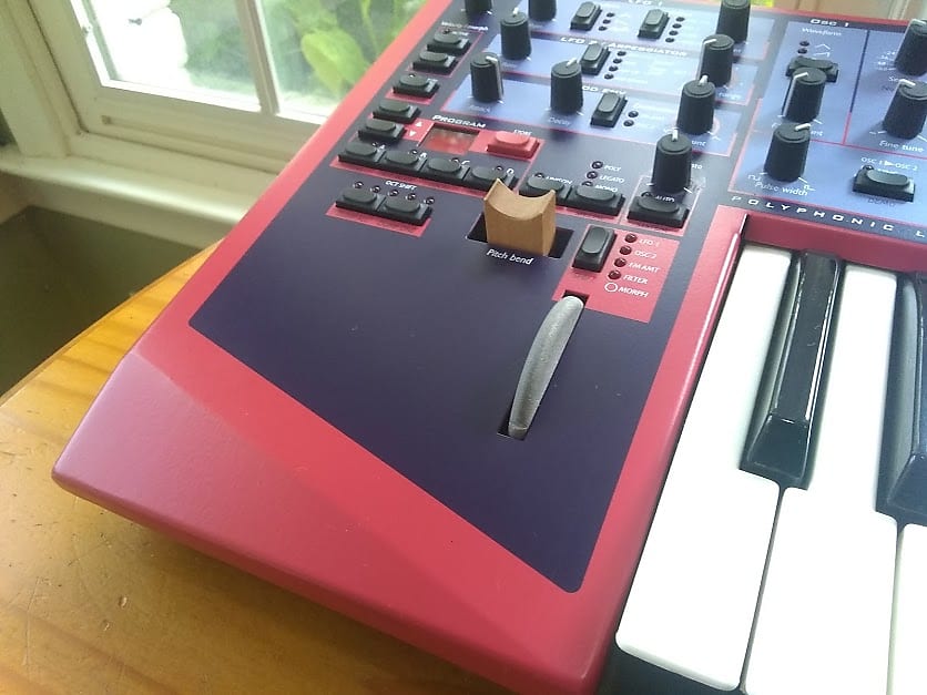 MATRIXSYNTH: Nord Lead 1 Keyboard With 12 Voice Expansion