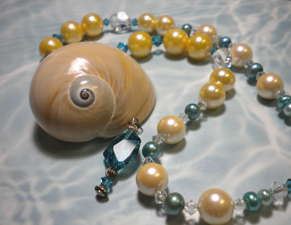 Del's Shells: Seashells and Shell Pearls