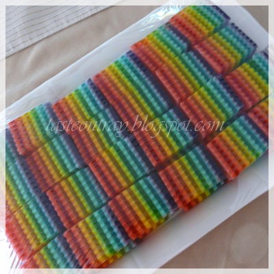 Taste On Tray: Rainbow Agar-Agar