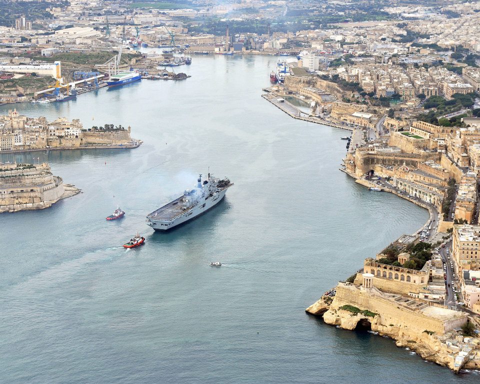 British HMS Illustrious (R06) Aircraft Carriers Sails into Valletta ...