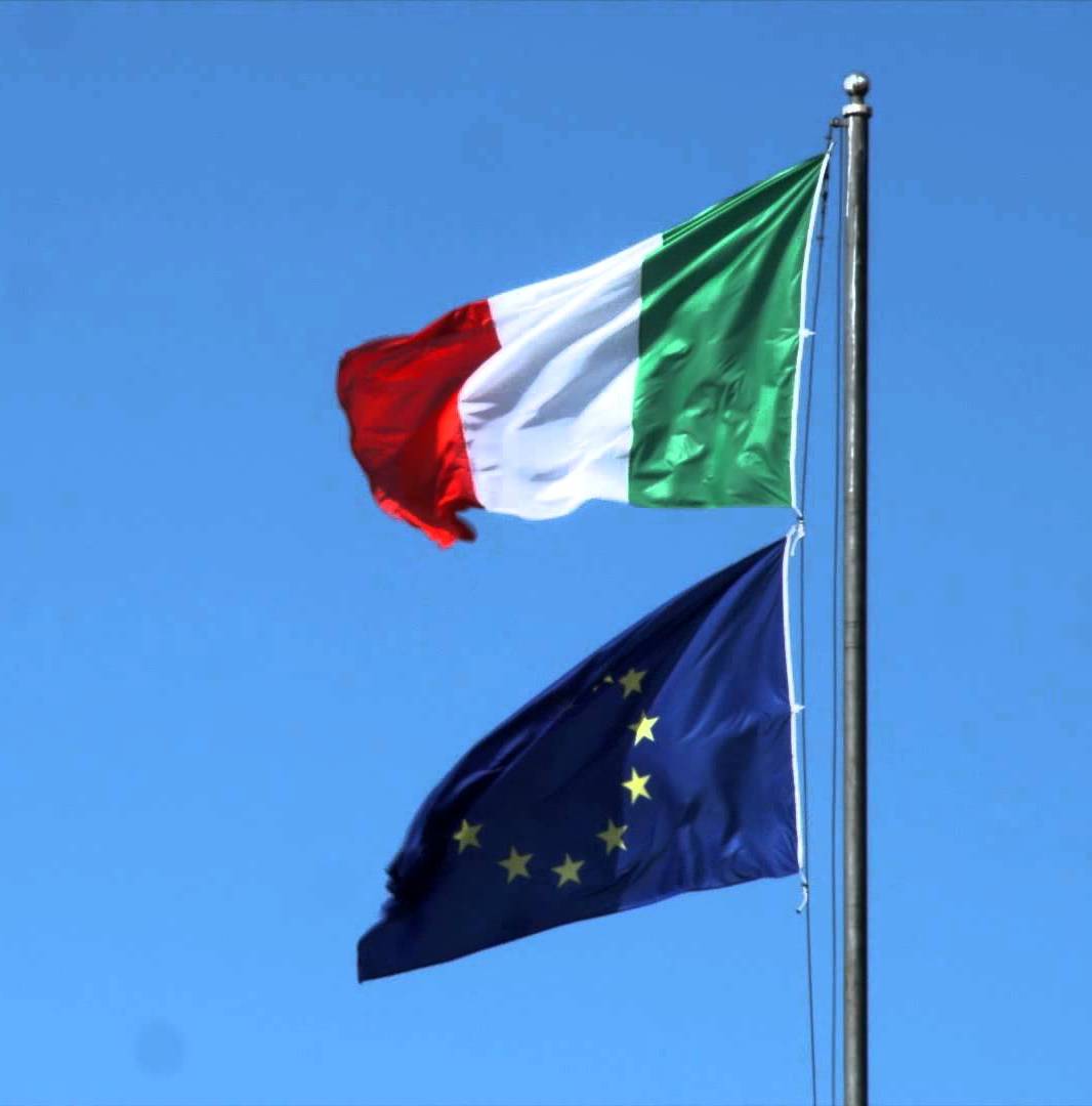 Banderas de Argentina y de todo el mundo: Más sobre tres banderas y dos ...