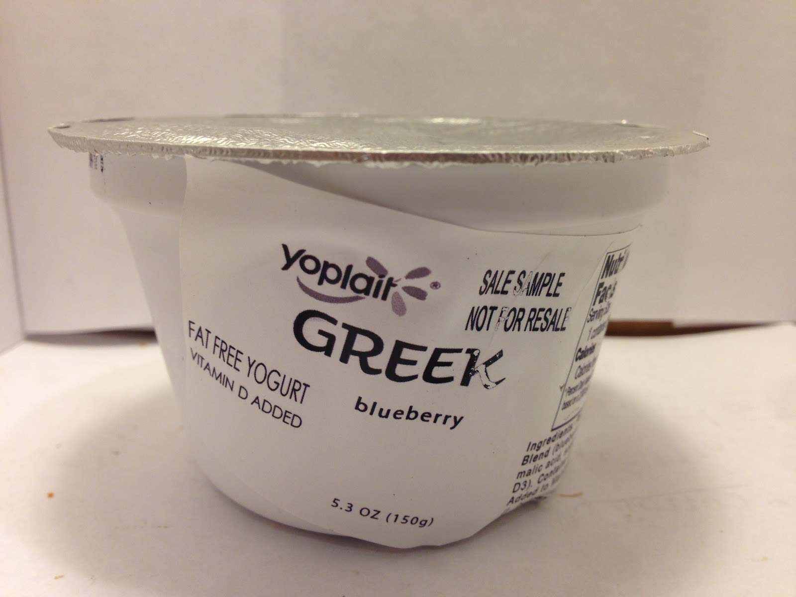 Crazy Food Dude: Review: Yoplait Blended Blueberry Greek Yogurt