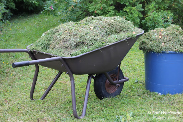 Sarin puutarhat: Kompostin teko - kompostisarjan 1. osa