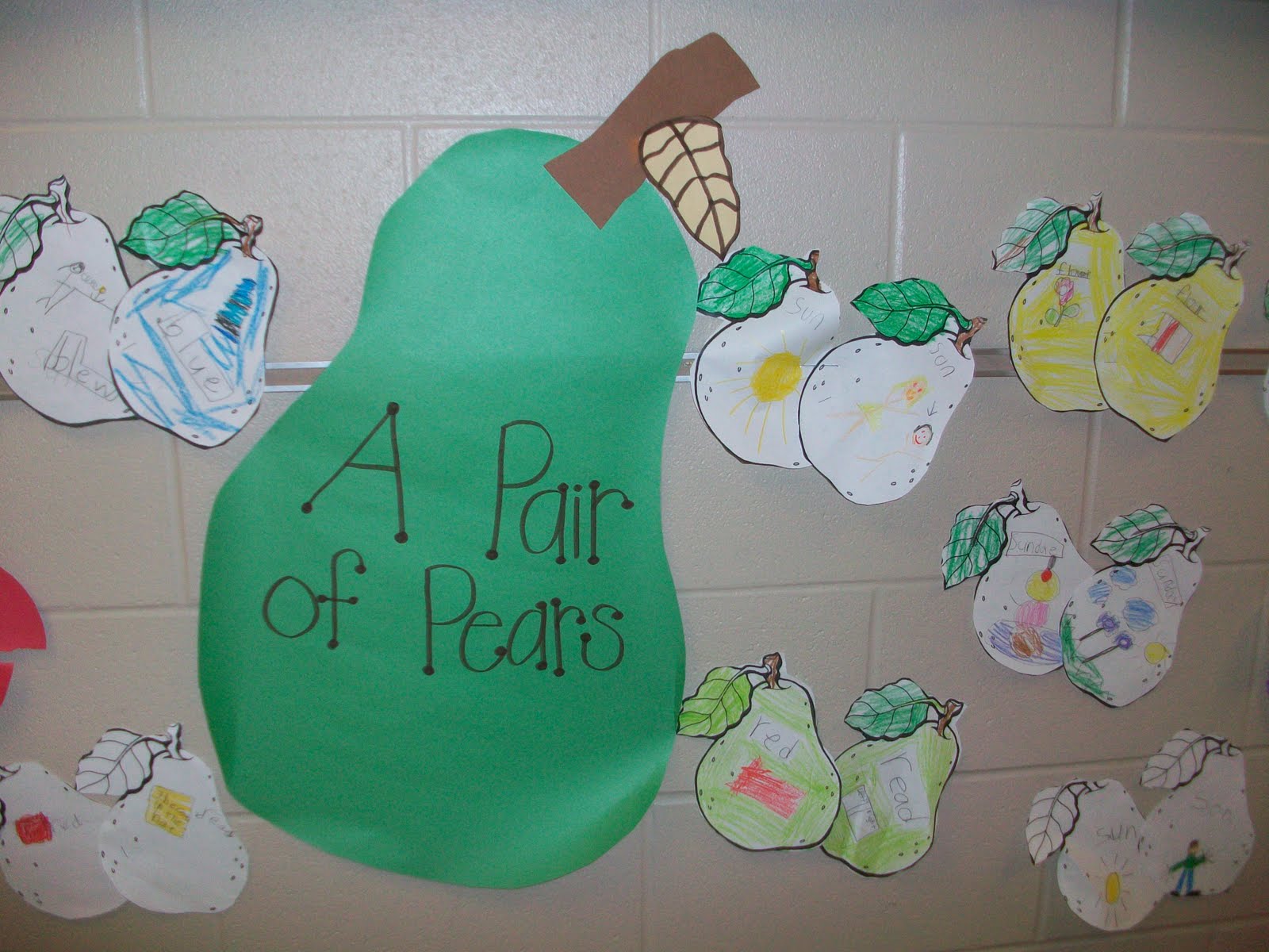 Mrs. Wheeler's First Grade Tidbits: Did you say pair or pear?
