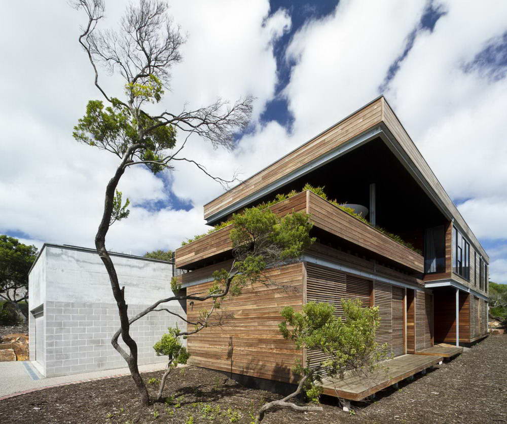 one off magazine: one house > linear house