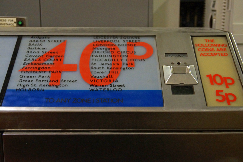 Riding the tube in early 1970s London... : r/london
