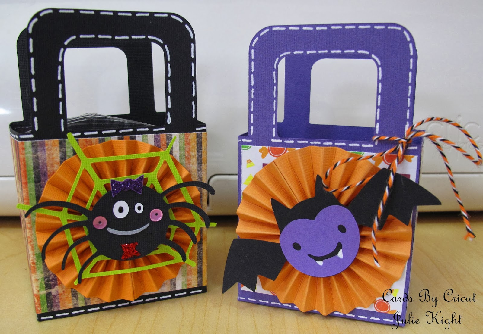 Cards By Cricut: Halloween Treat boxes