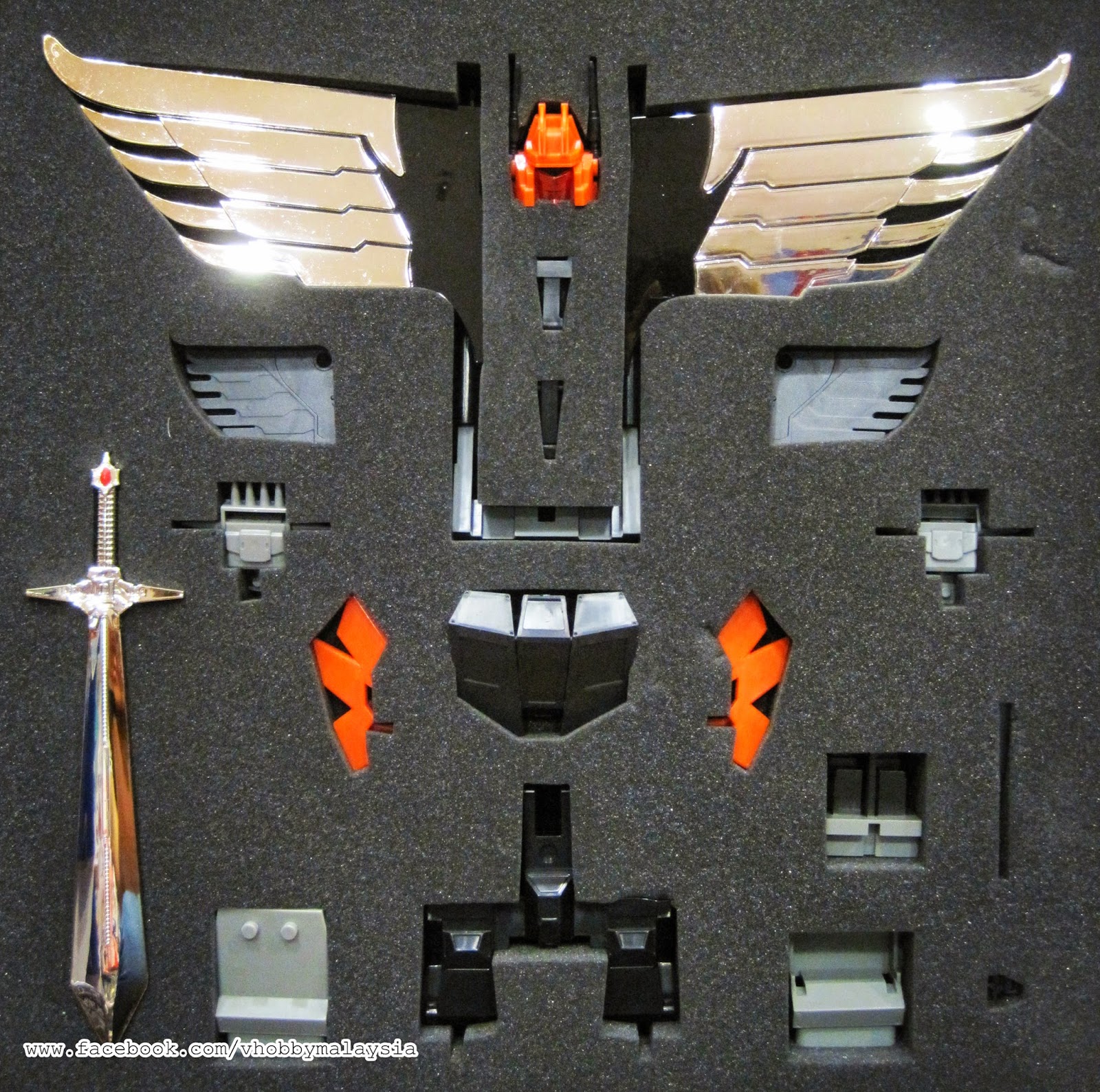 VHOBBY: NEW ARRIVAL: Collection Kingdom Transformers 30th G1 Predaking ...