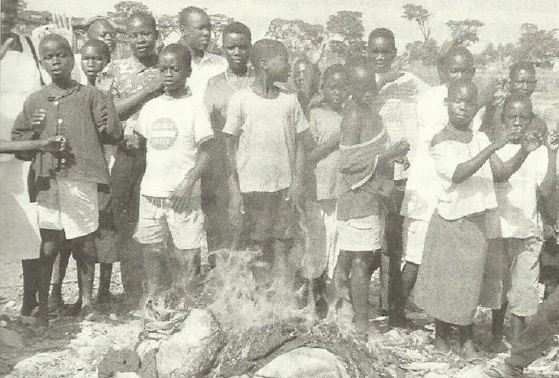 Cultuurprik Gwendolien: En toen moest ik mijn broer doodbijten ~ Els De ...