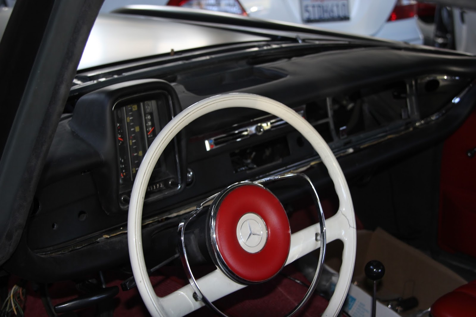 Cooks Upholstery and Classic Restoration: Mercedes 220 Custom Dash in ...