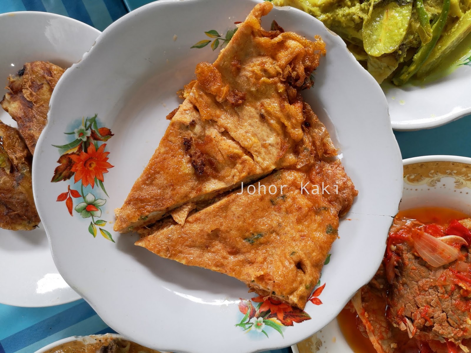 Putri Minang Nasi Padang in Tanjung Pinang @ Jalan Bakar Batu |Tony ...