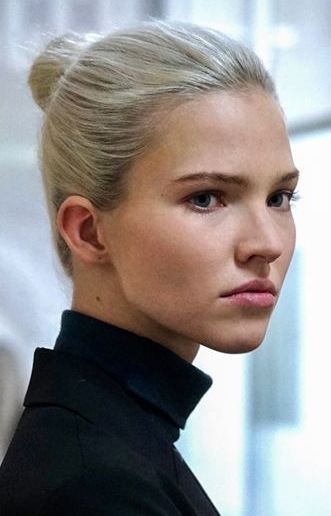 SNEAK PEEK : Luc Besson's "Anna"