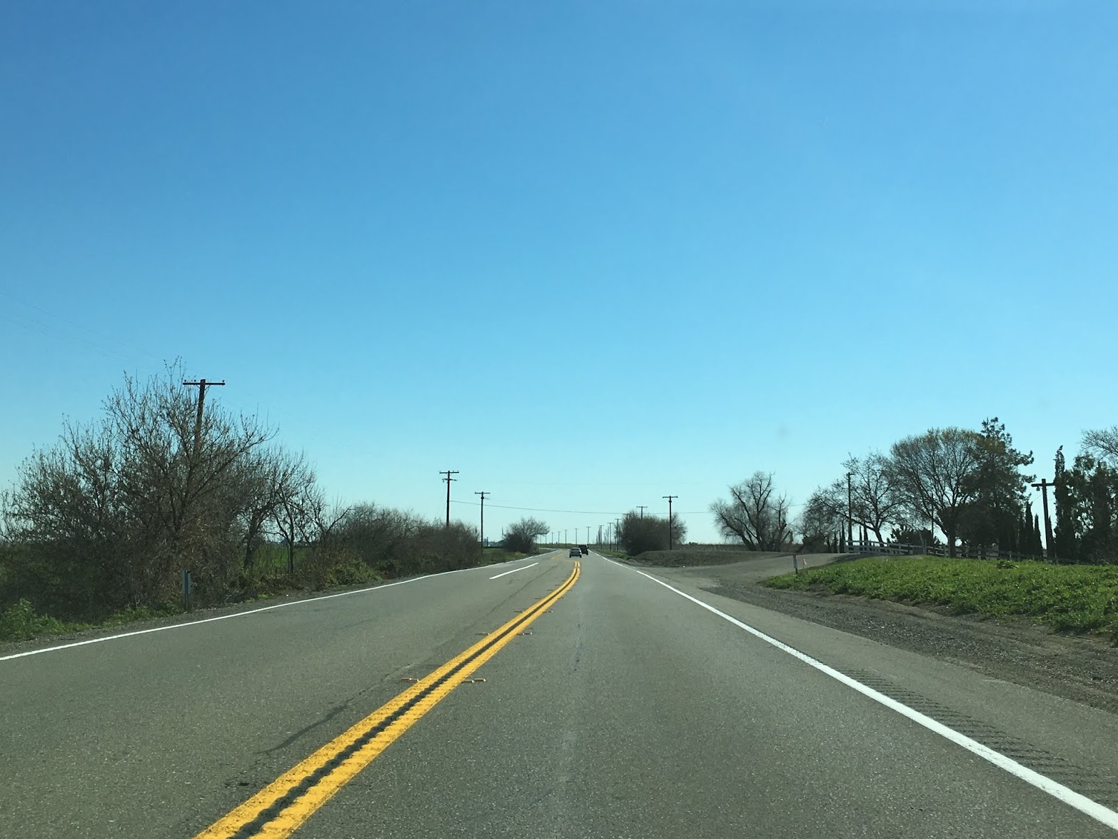 California State Route 132 and Signed County Route J132