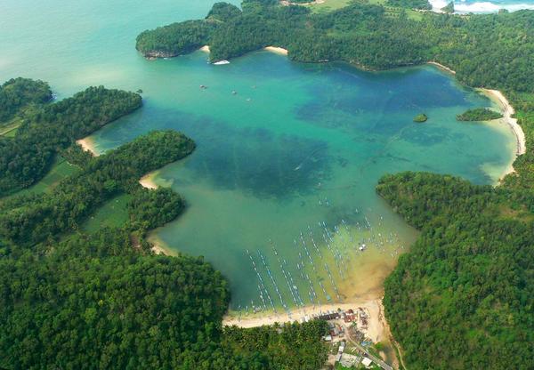 SEGARA ANAKAN Raja Ampatnya Pacitan - INDONESIAKU