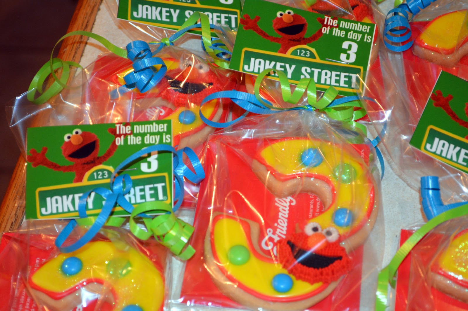 HAPPY 3RD BIRTHDAY TO MY BABY! - Hugs and Cookies XOXO