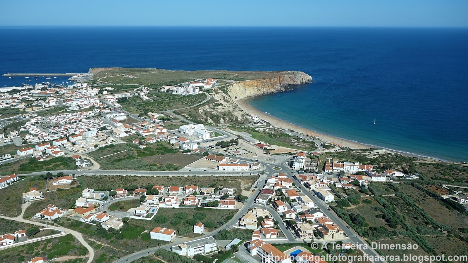 A Terceira Dimensão: Sagres e o seu Promontório