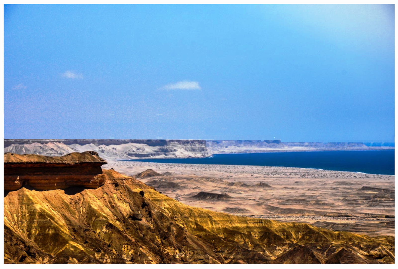 tropicalia: " Angra das Aldeias, Porto Alexandre, Tômbwa, Angola"