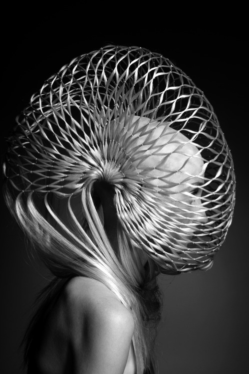 Progulka: Bizarre Hair