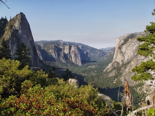 Discover the West: The Four Mile Trail up to Glacier Point