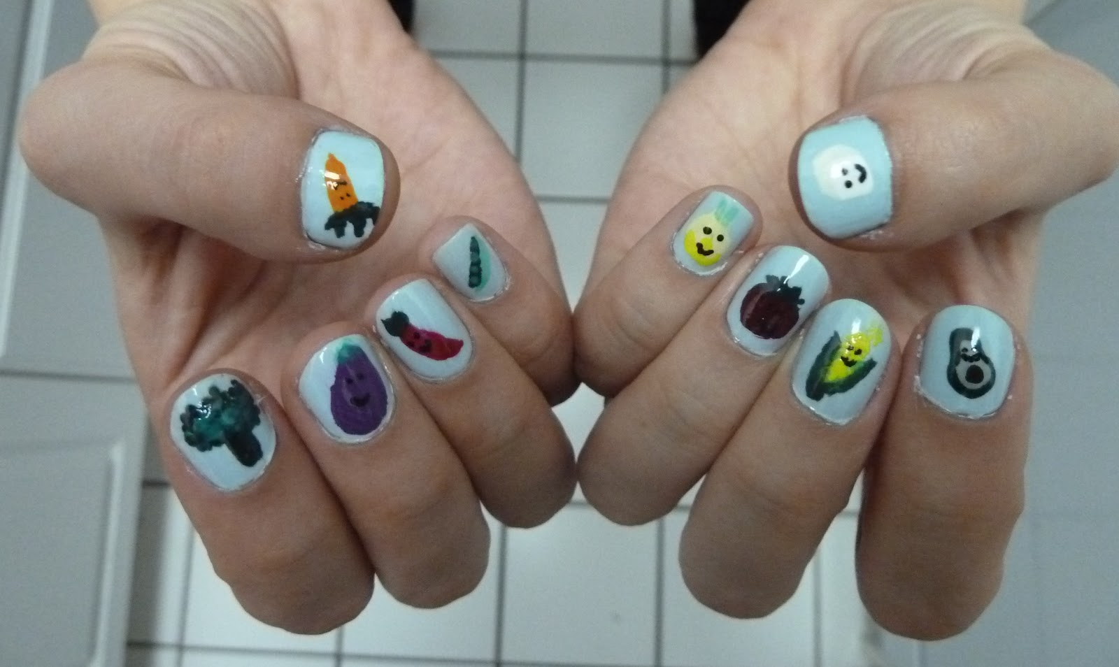 Stress That Syllable: Veggie Nail Art!