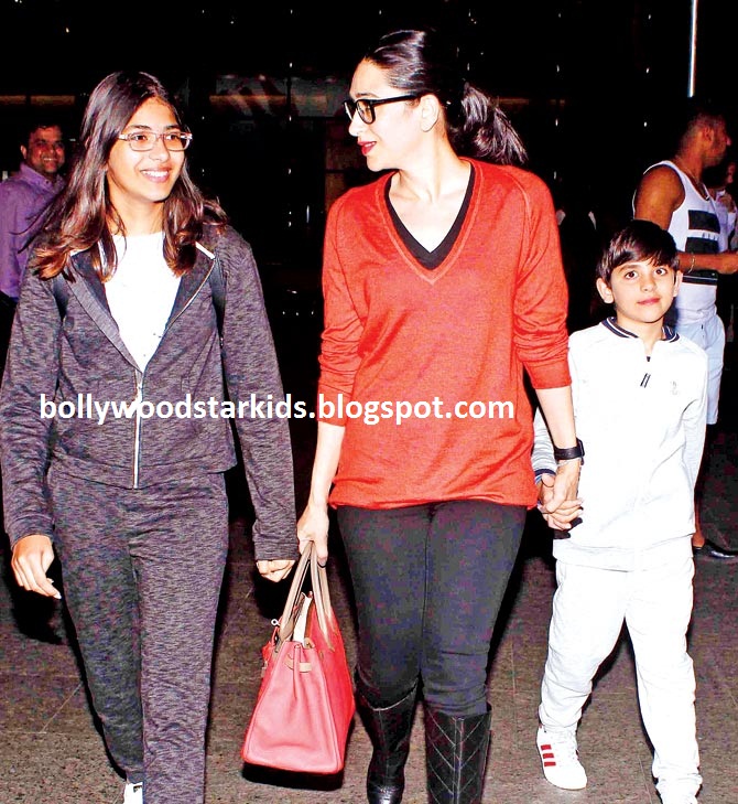 celebswikipagestarkids: Spotted: Karisma Kapoor with Children Samaira ...