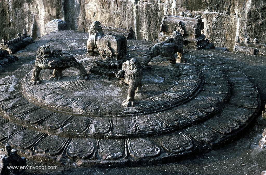 Mystery of kailasa temple (Kailasanatha) - Unknown Facts