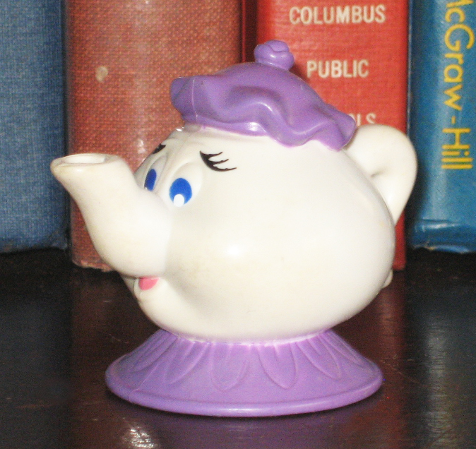 Percy's World of Toys Series 2: 4173. Mrs Potts - McDonalds