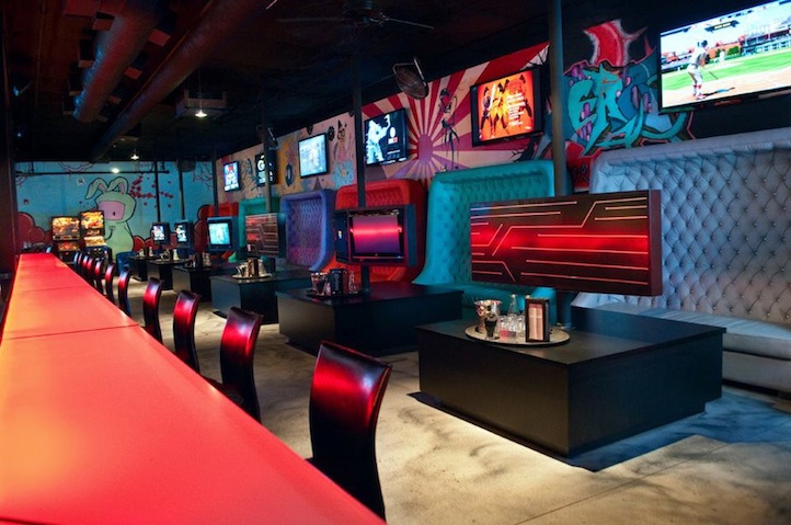 Bares temáticos viram opção de lazer para fãs de games em São José, SP ...