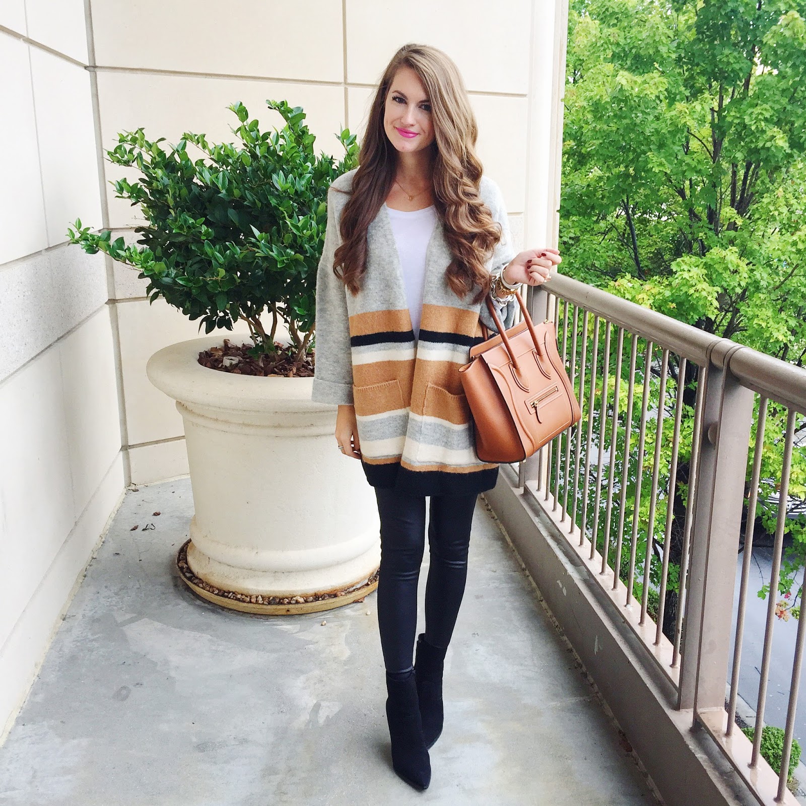 Recent Outfits + Aspen Recommendations - Southern Curls & Pearls