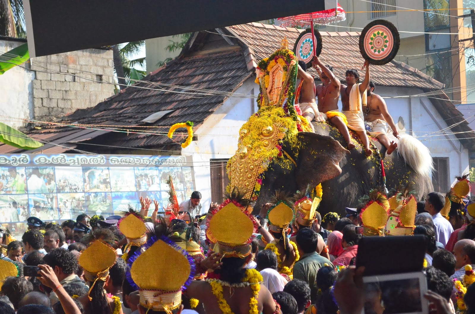 Attukalpongala: Procession arrives at Manacaud Sastha Temple