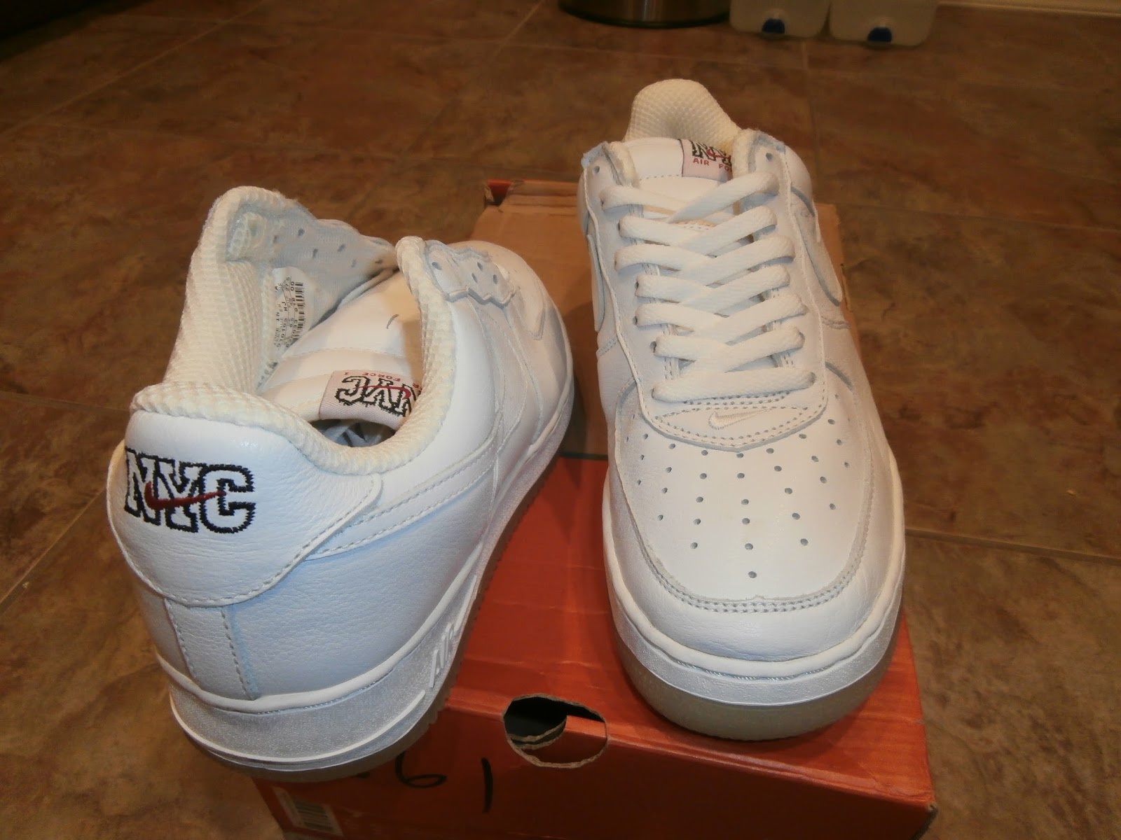 2001 NIKE AIR FORCE 1 WHITE/WHITE-'NYC'