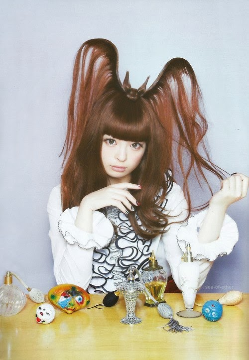 Kyary's world: Photobook: Fashion Monster