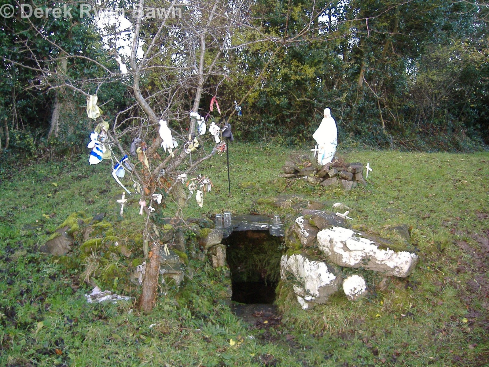 The Tipperary Antiquarian: St Conlan's Well, Youghalvillage