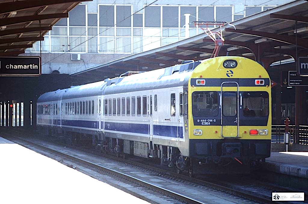 Trenes y tiempos: Las tracciones térmica y eléctrica en RENFE(LXXVIII ...