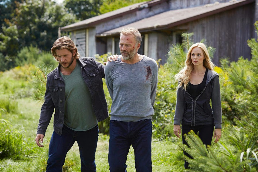 Laura Vandervoort: Bitten Season 2: Syfy's Promotional Poster, Photos ...