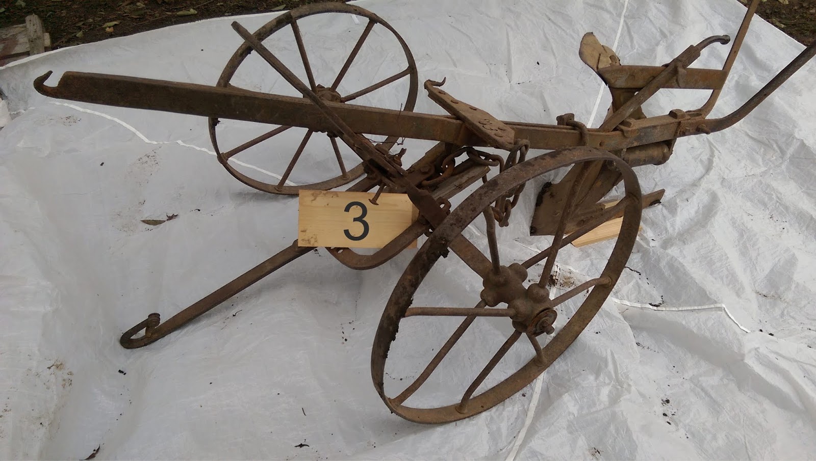 Obiecte vechi de vânzare