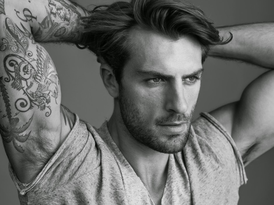 RAFAEL LAZZINI: Official Model Site: Agency photos