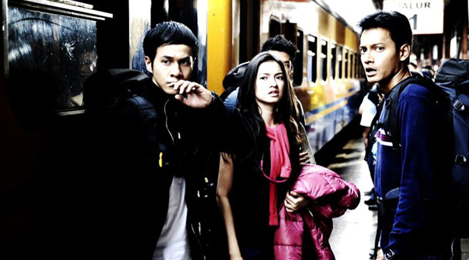 5 cm Tentang Persahabatan, Mimpi dan Cinta + Video Trailer 5 CM