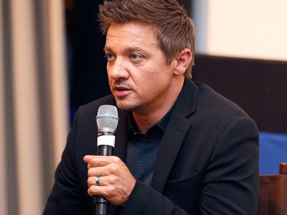 Biodata Terbaru dan Daftar Film Jeremy Renner - Nama Film