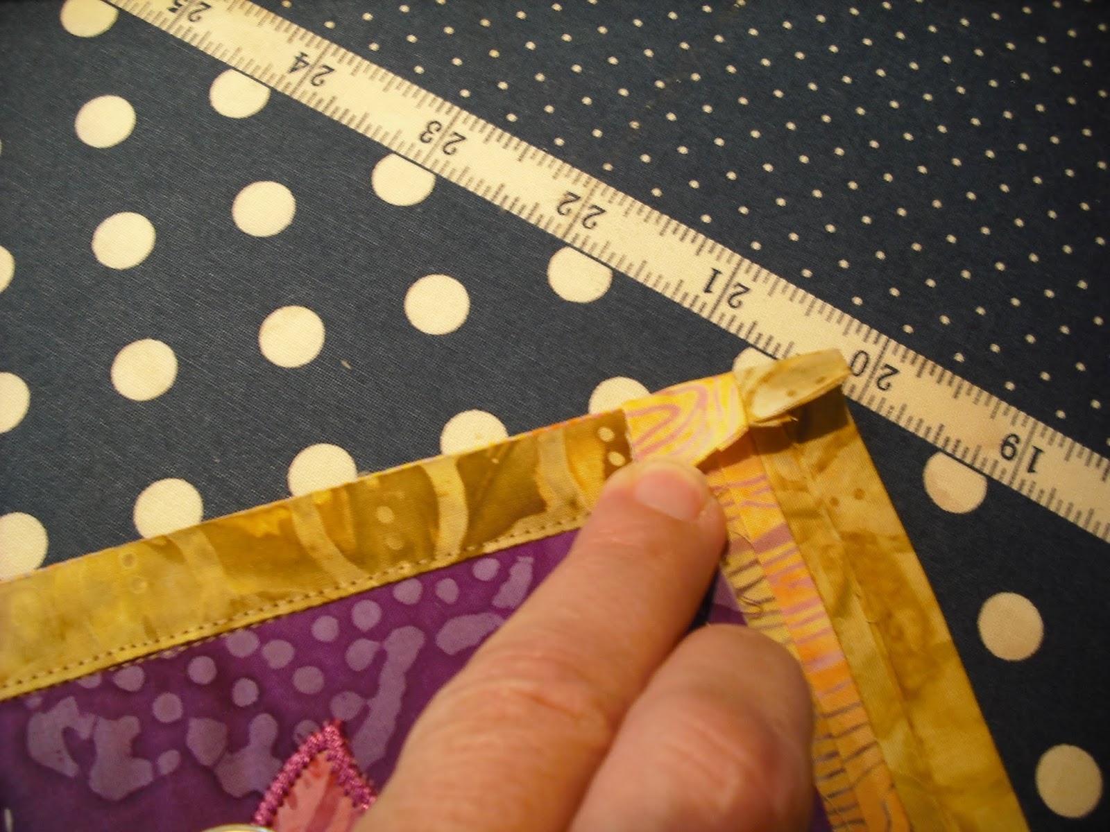 Life Really is Too Short - So Sew: Two Sided Binding