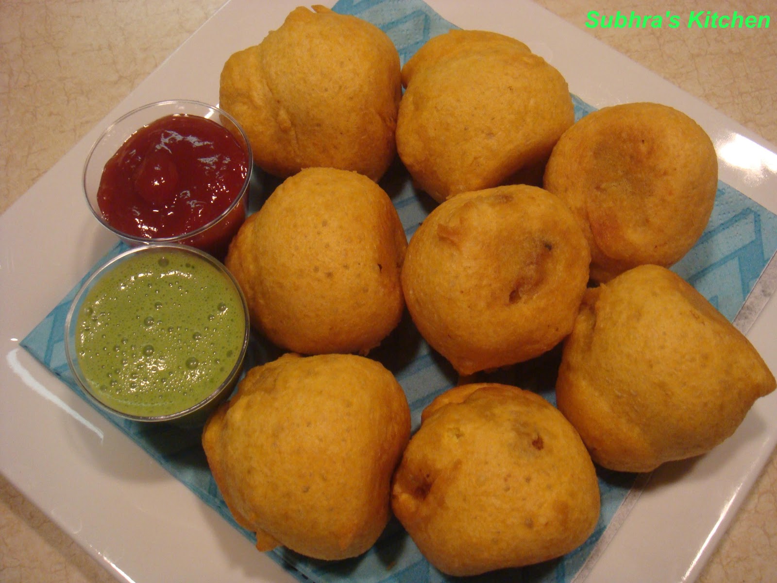 Subhra's Kitchen: Aloo Bonda/Aloo Chop